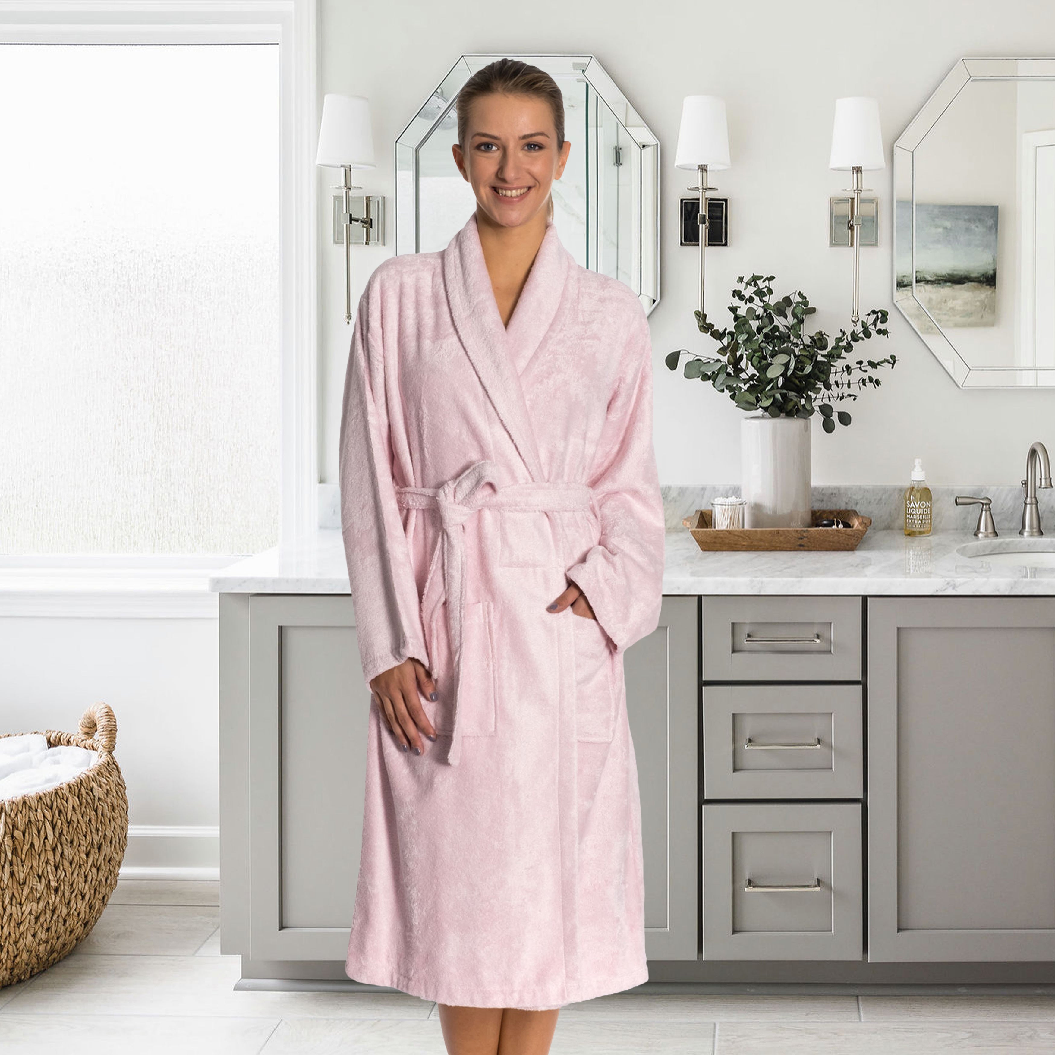 East 'N Blue Sultan Small Pink Bathrobe – US Bath Store