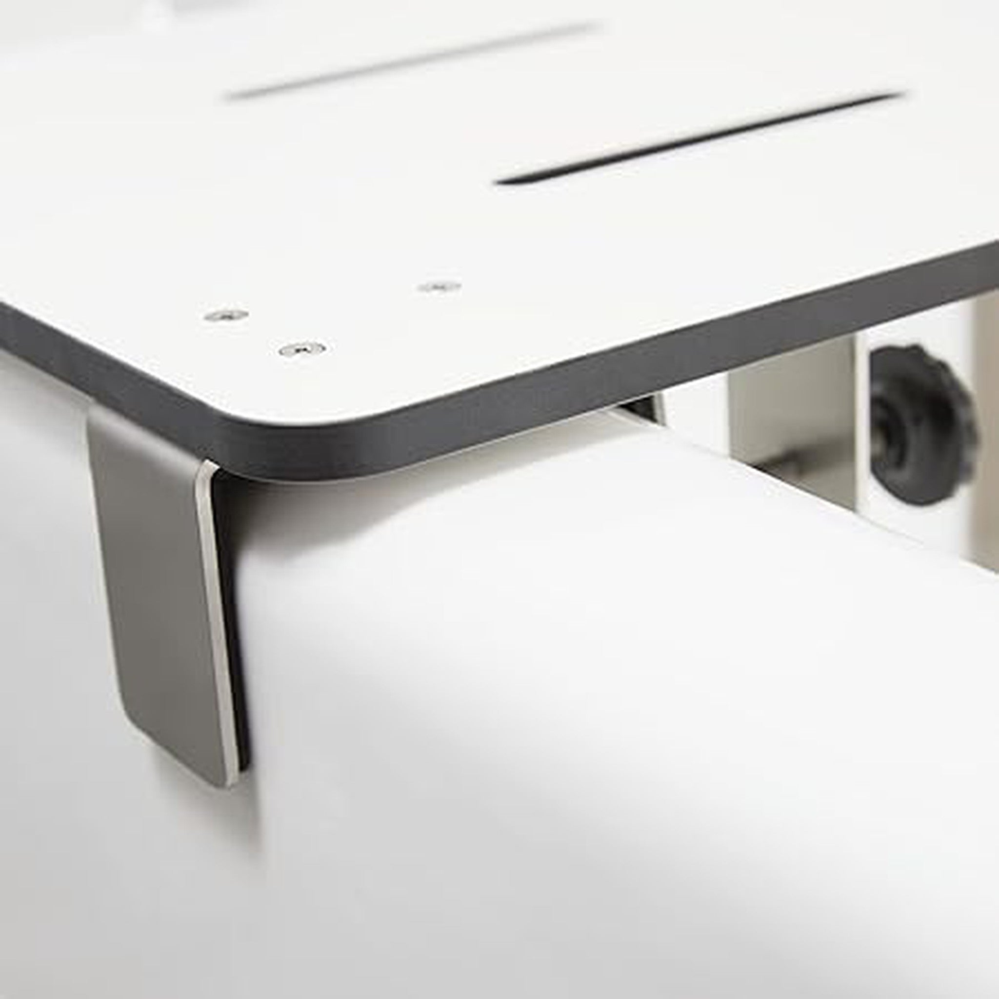 Seachrome Redondo 27" x 16" White One-Piece Solid Phenolic Seat Edge M ...